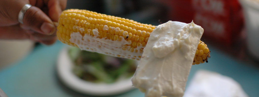 3 formas de preparar los elotes con mayonesa más sabrosos — Entre Campeonas